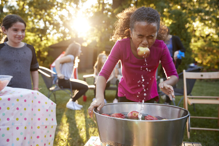 25 Best Backyard Pumpkin Patch Ideas and Activities - Lil Tigers